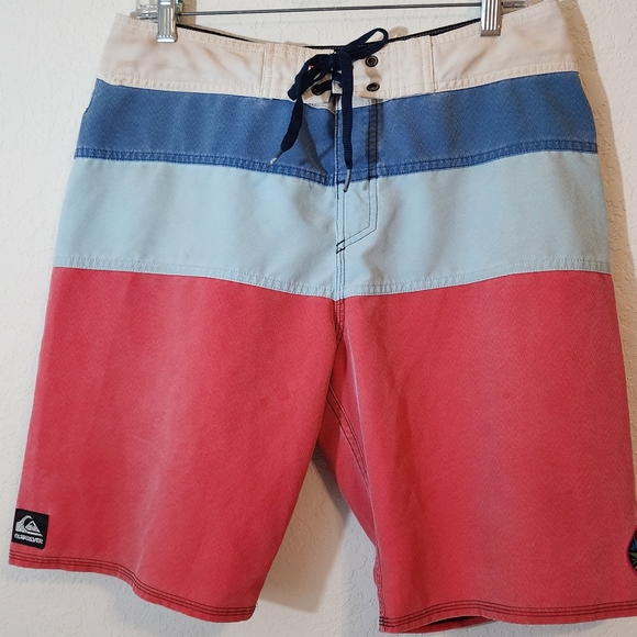 Quiksilver | Shorts | Quicksilver Mens Board Shorts | Poshmark